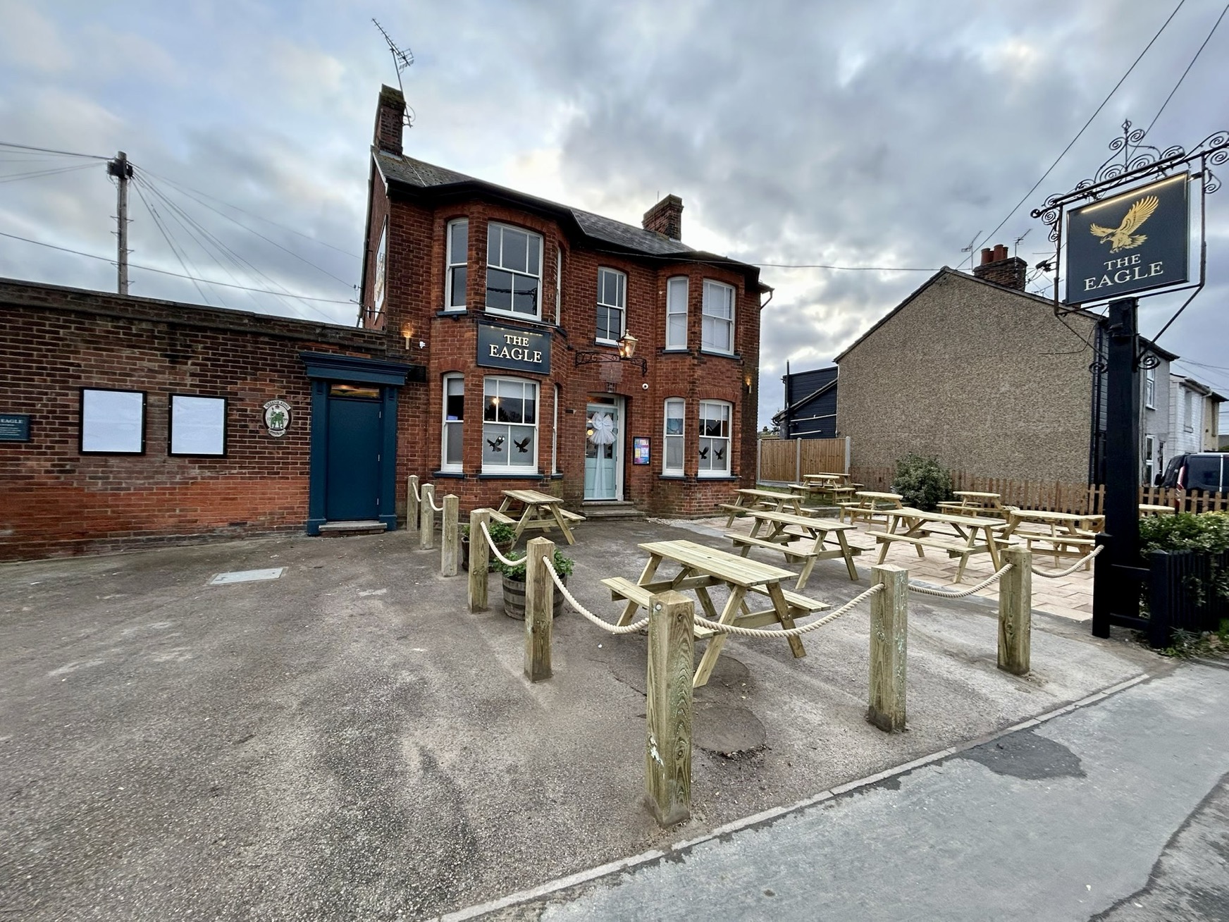 TAKE A LOOK INSIDE NEW BRAINTREE PUB FOLLOWING ALMOST £300,000 MAKEOVER ...